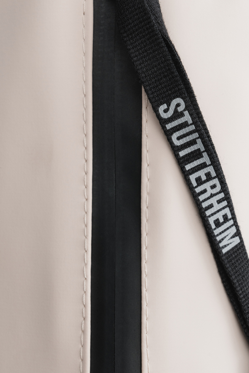 Container Small Wash Bag Light Sand | STUTTERHEIM US